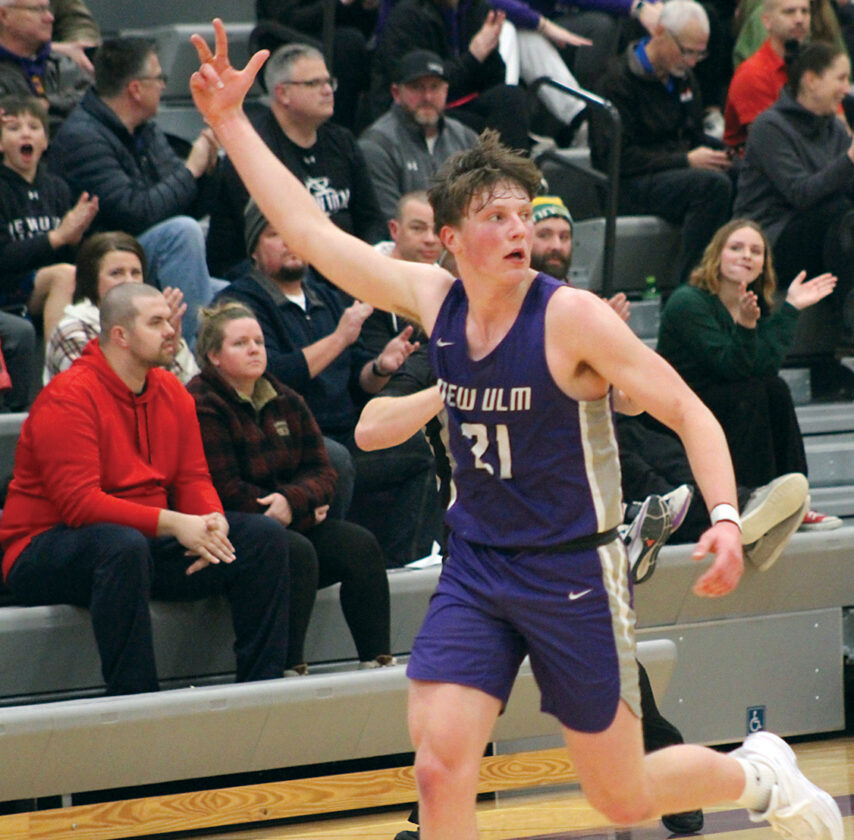 Benson, Firle lead Eagles by Redwood Valley | News, Sports, Jobs - The ...